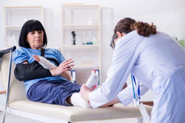 First Aid for a Broken Bone - Fracture Healing